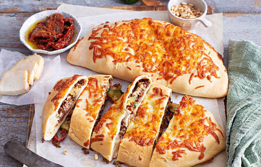 Original Calzone mit Lammhackfleisch & Zucchini | SoIsstItalien
