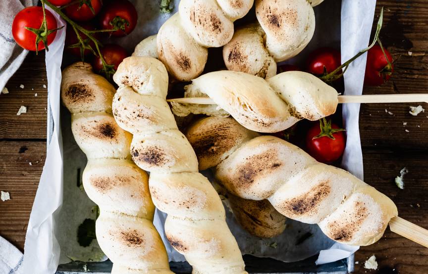 Stockbrot-Grundrezept aus einfachem Teig | SoIsstItalien